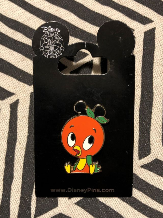Walt Disney’s Orange Bird Pin on Card | Disleelandia