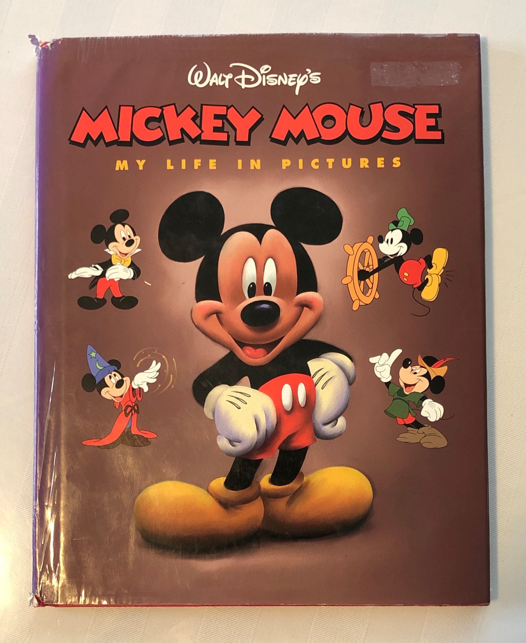 Book Review: Mickey Mouse – My Life in Pictures | Disleelandia