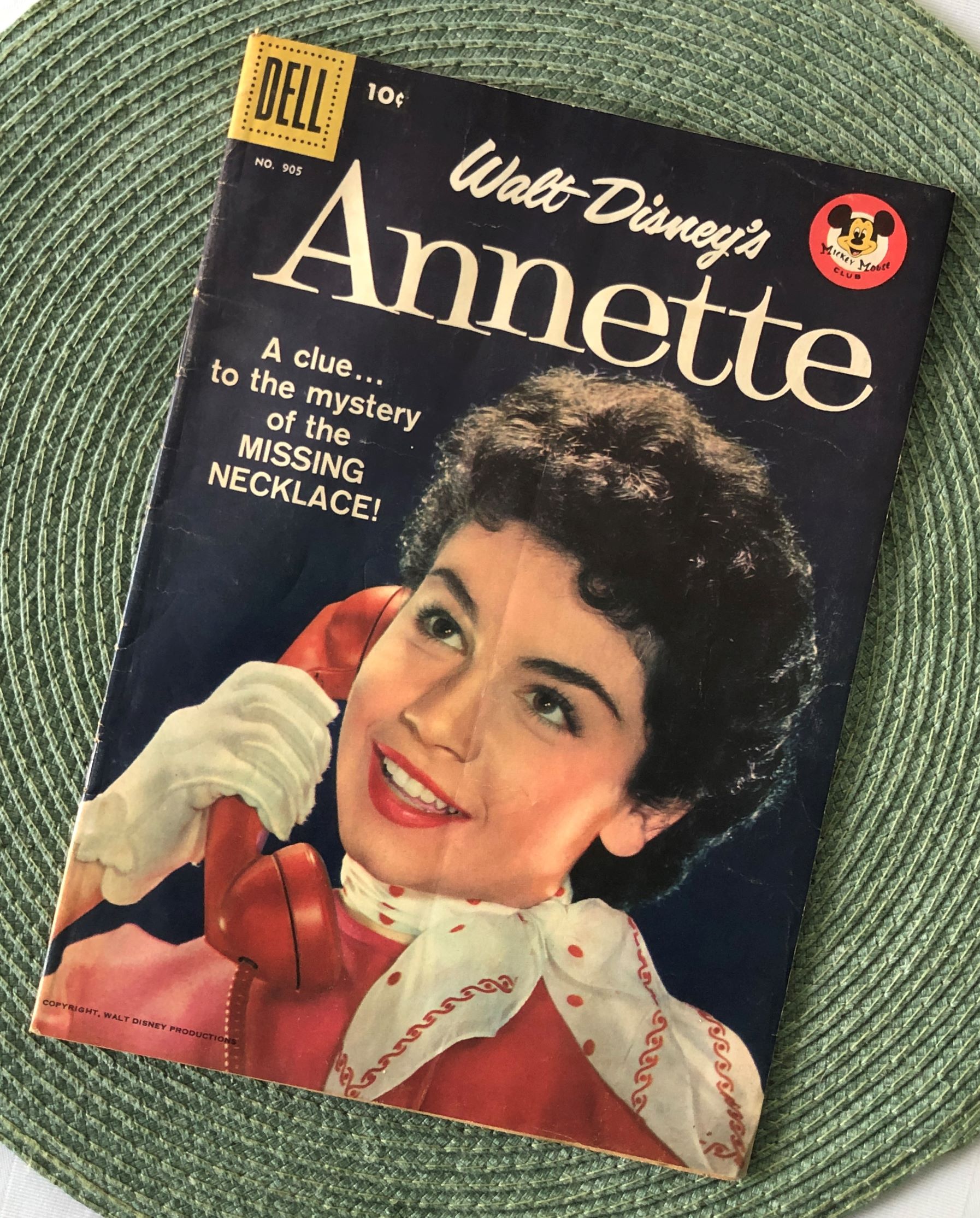 Walt Disney’s Annette DELL Comic Book | Disleelandia