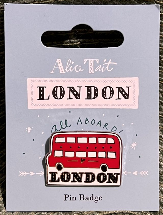 Alice Tait “All Aboard!” London Bus Pin Badge | Disleelandia