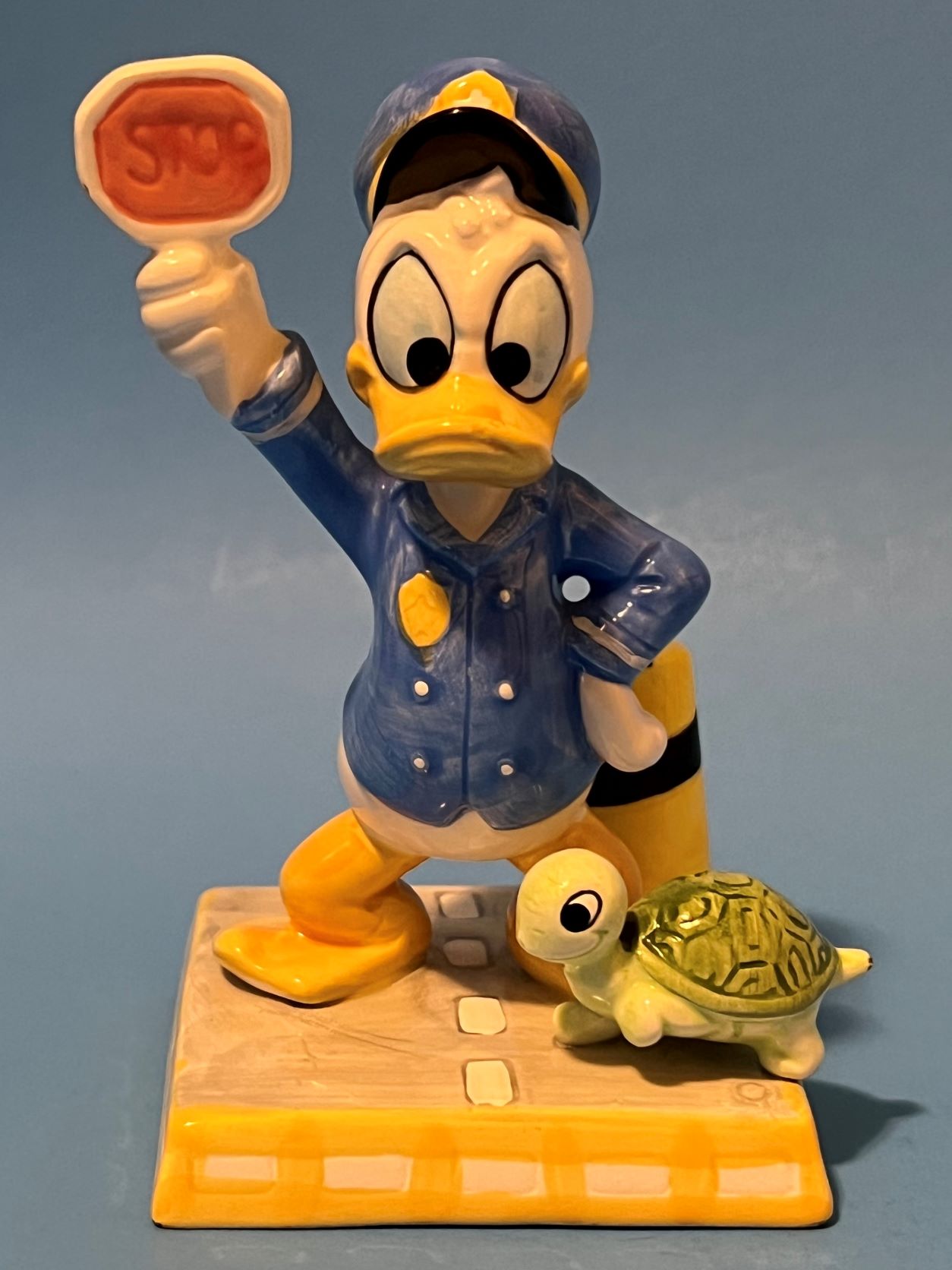 Schmid Donald Duck Crossing Guard Figurine | Disleelandia