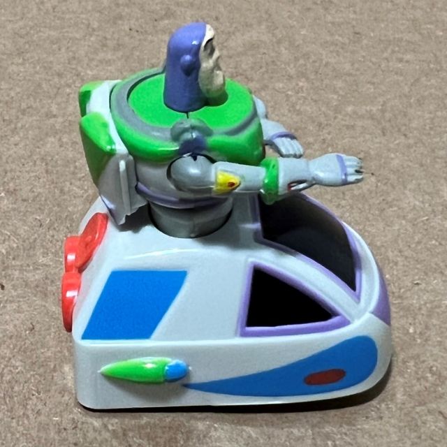 Pixar Dueling Heroes Wind-Up Racing Game | Disleelandia