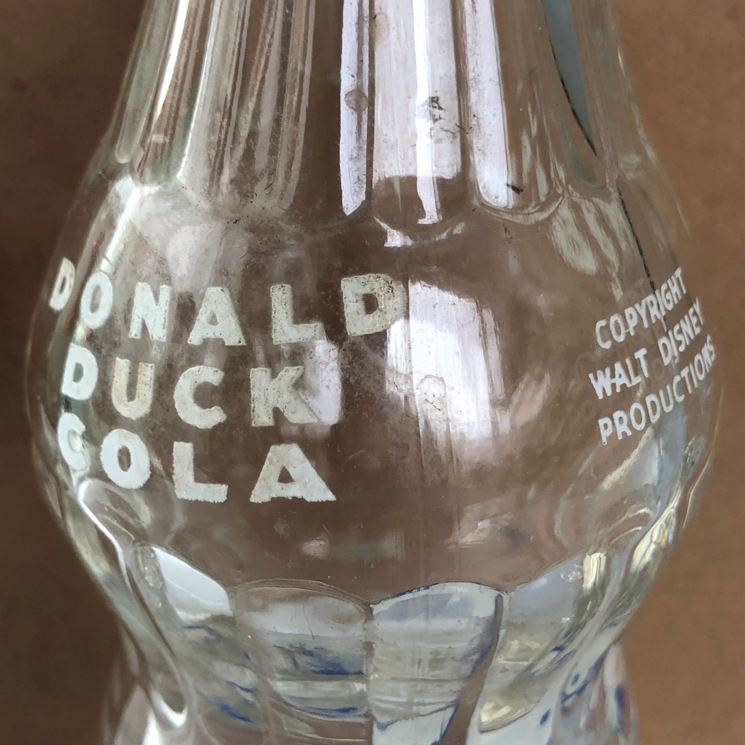 Foodie Friday: Vintage Donald Duck Cola Bottle | Disleelandia