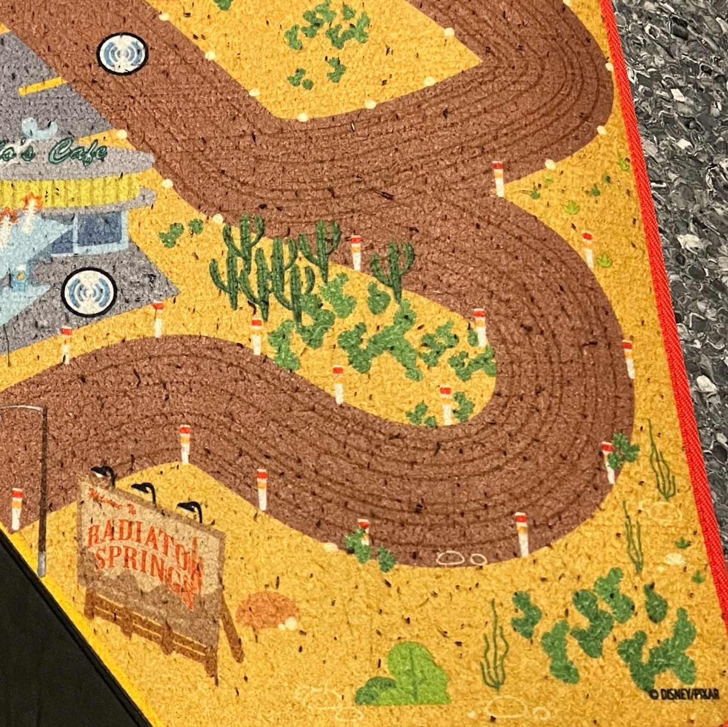 Disney / Pixar CARS Radiator Springs Play Mat | Disleelandia