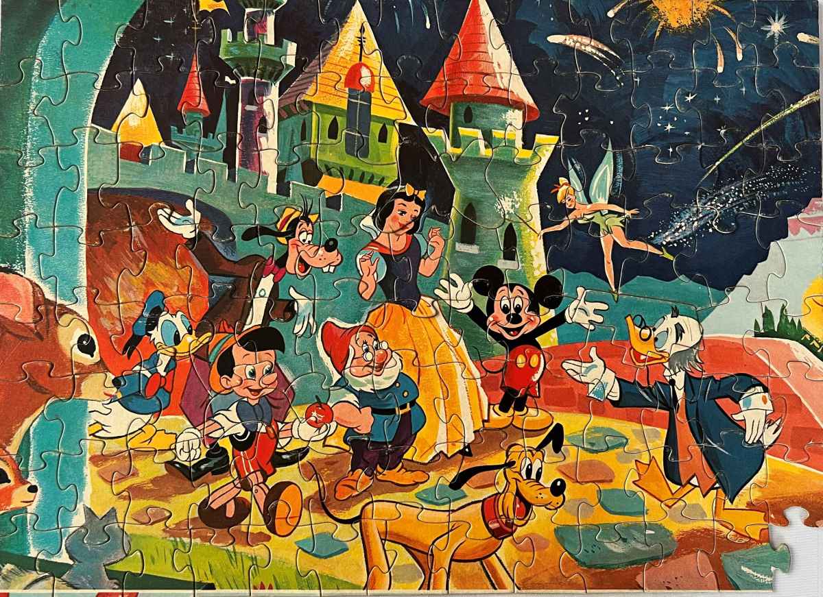 Walt Disney’s Interlocking TV Picture Puzzle | Disleelandia