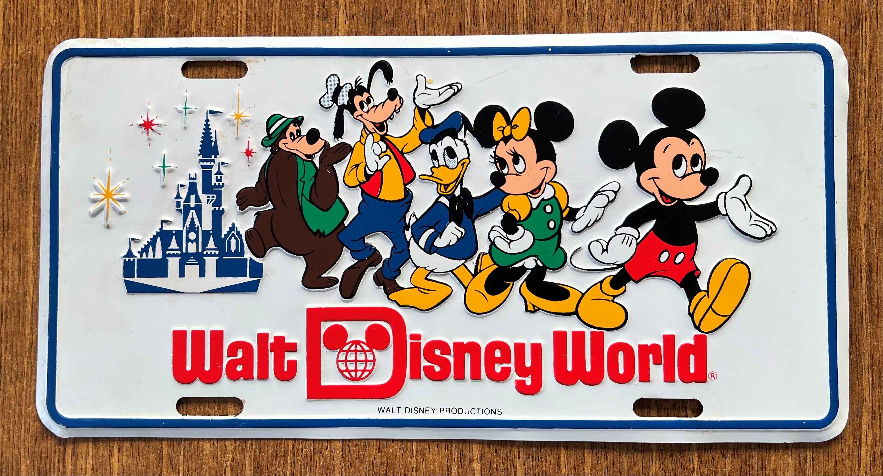 Vintage Walt Disney World Character License Plate | Disleelandia