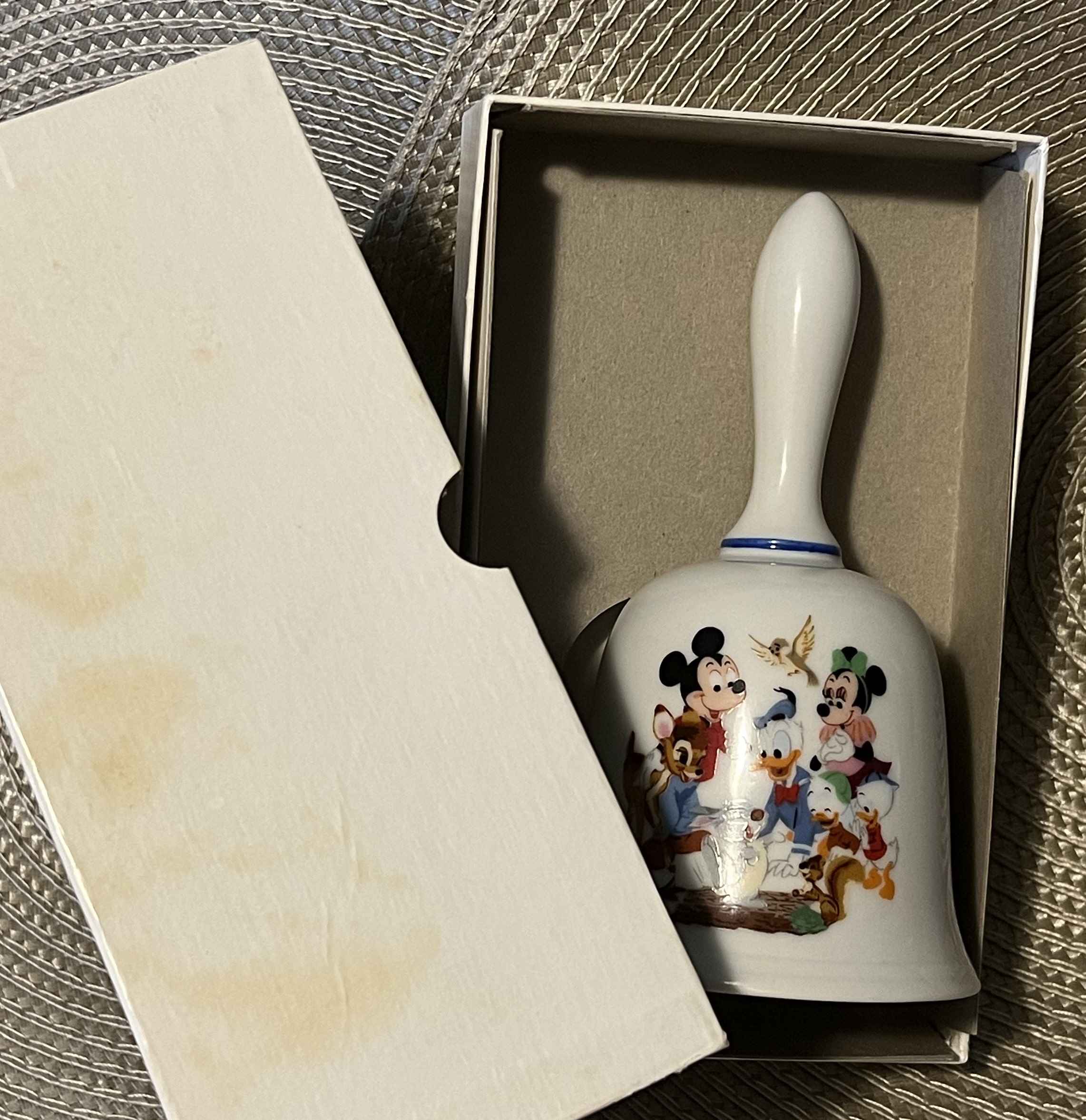 Walt Disney 1979 Signature Series Annual Bell | Disleelandia